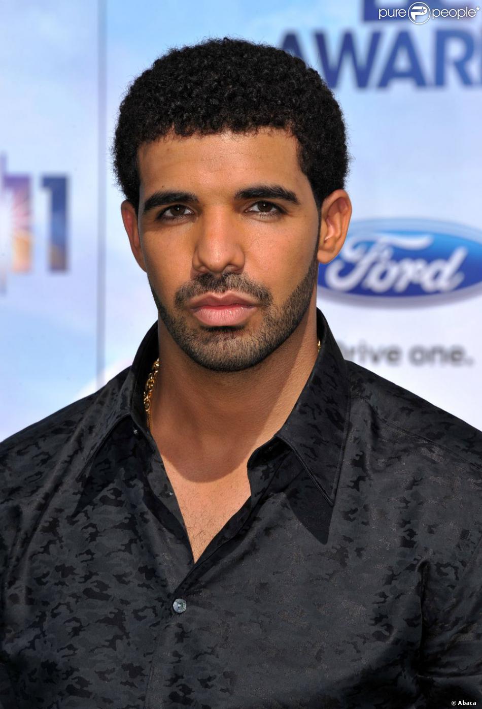 Le rappeur Drake à Los Angeles lors des BET Awards le juin dernier Purepeople