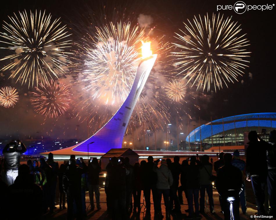 1380109-la-flamme-olympique-lors-de-la-950x0-1.jpg 950 × 758 pixels ...