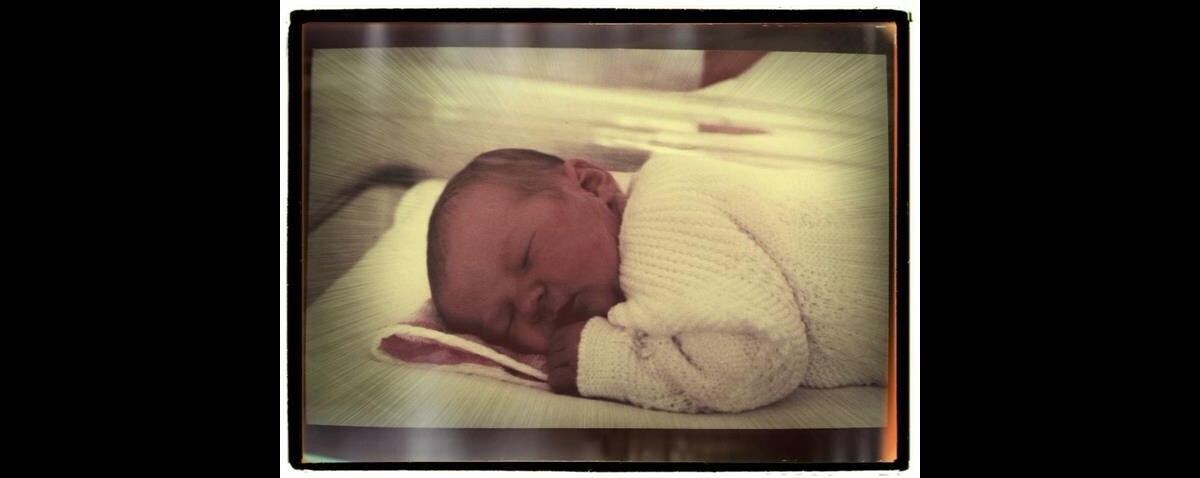 Photo : Lorie publiait une photo d'elle étant bébé sur son compte ...