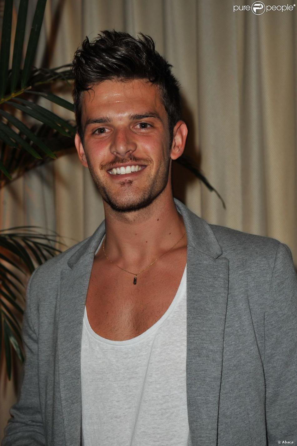 Florent Torres à la fête de fin de tournée de la comédie musicale ...