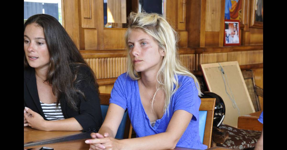 Mélanie Laurent, Anne-Marie Vergez et Hélène Bourges lors de la ...