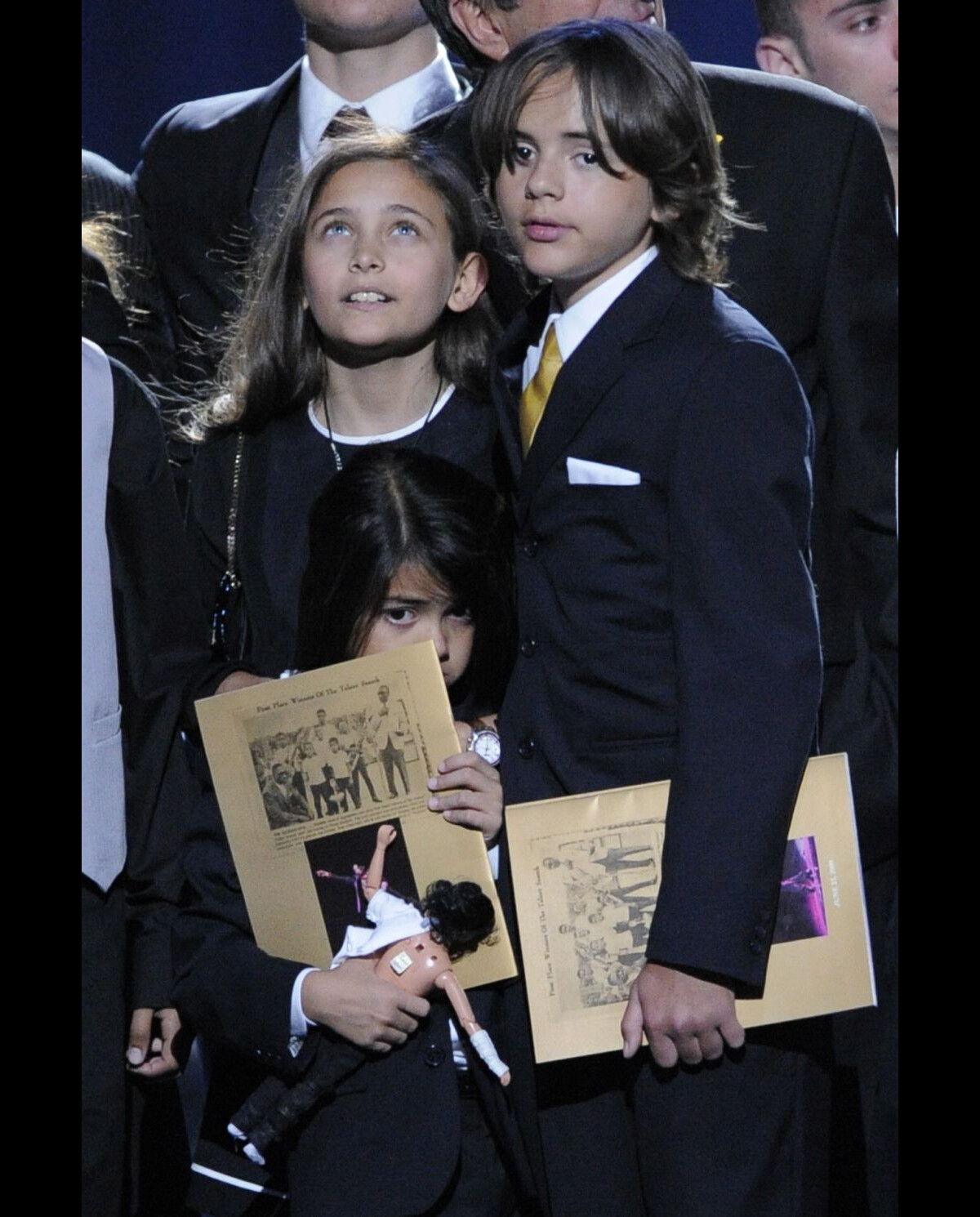 Photo : Paris, Blanket, et Prince, les trois enfants de Michael Jackson ...