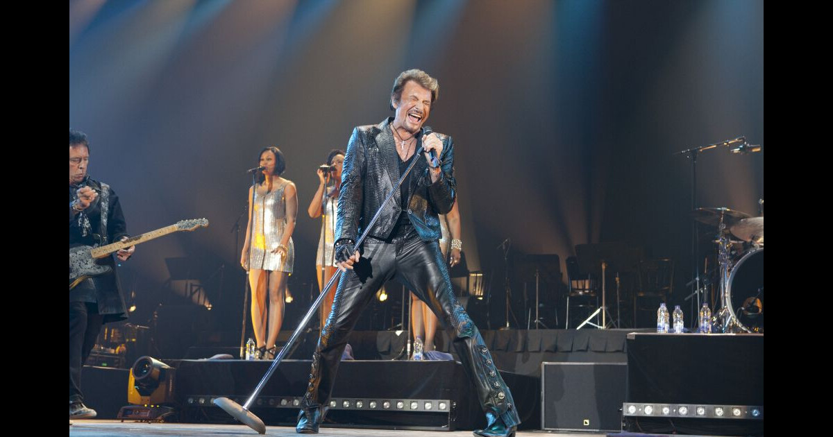 Johnny Hallyday : Magnifique pour son retour enthousiaste sur scène ...