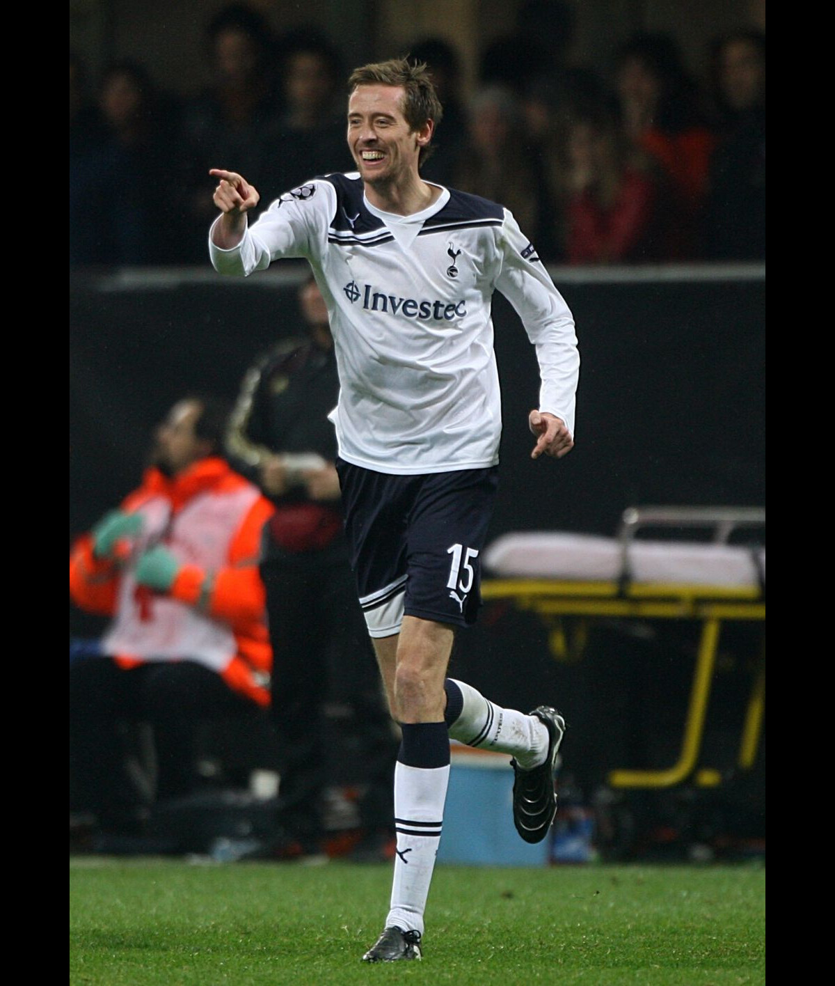 Photo : Peter Crouch sous le maillot de Tottenham à Milan, le 15 ...