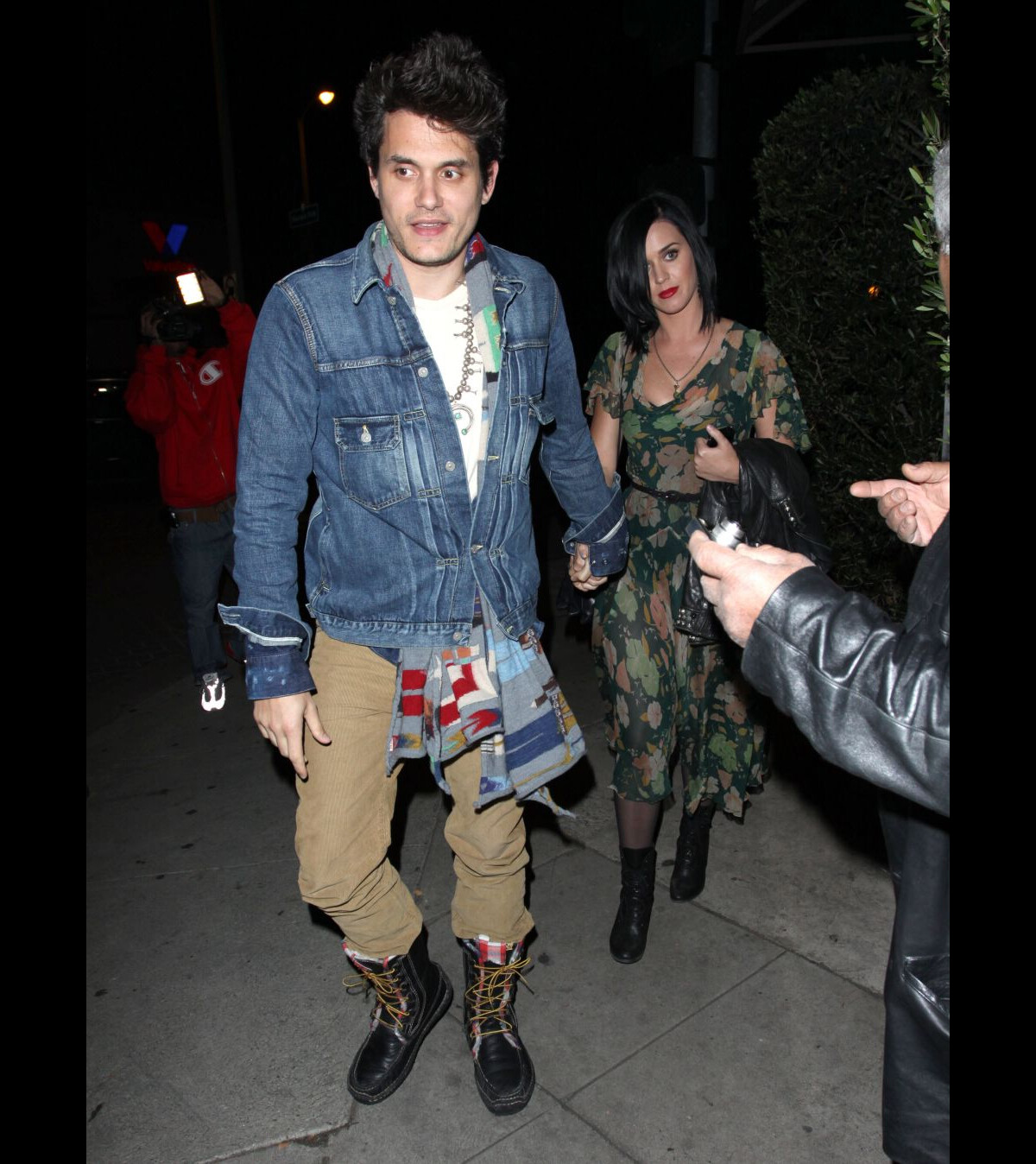 Photo : Les chanteurs Katy Perry et John Mayer de sortie à Hollywood ...