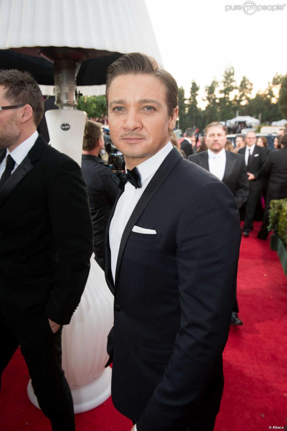 Jeremy Renner : Le beau gosse d'Hollywood bientôt papa ? - Purepeople
