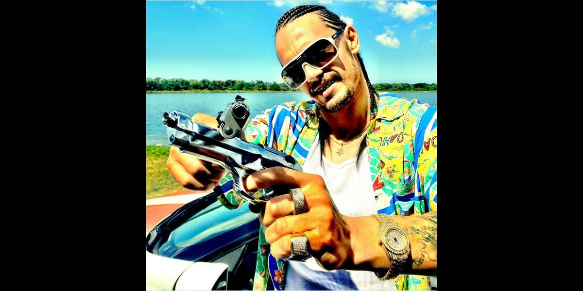 Vidéo : James Franco dans Spring Breakers. - Purepeople
