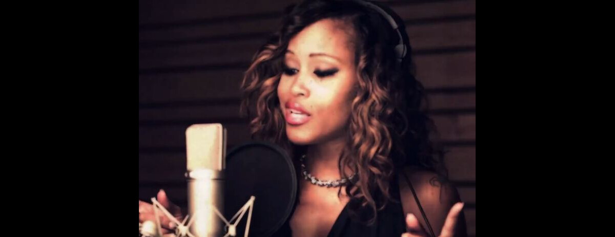 Vidéo : Eve interprète son nouveau single She Bad Bad en studio. - Ode ...