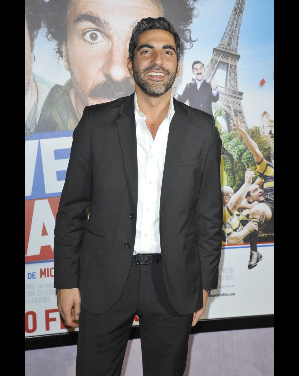 Photo : Ary Abittan à l'avant-première du film Vive la France à l'UGC ...