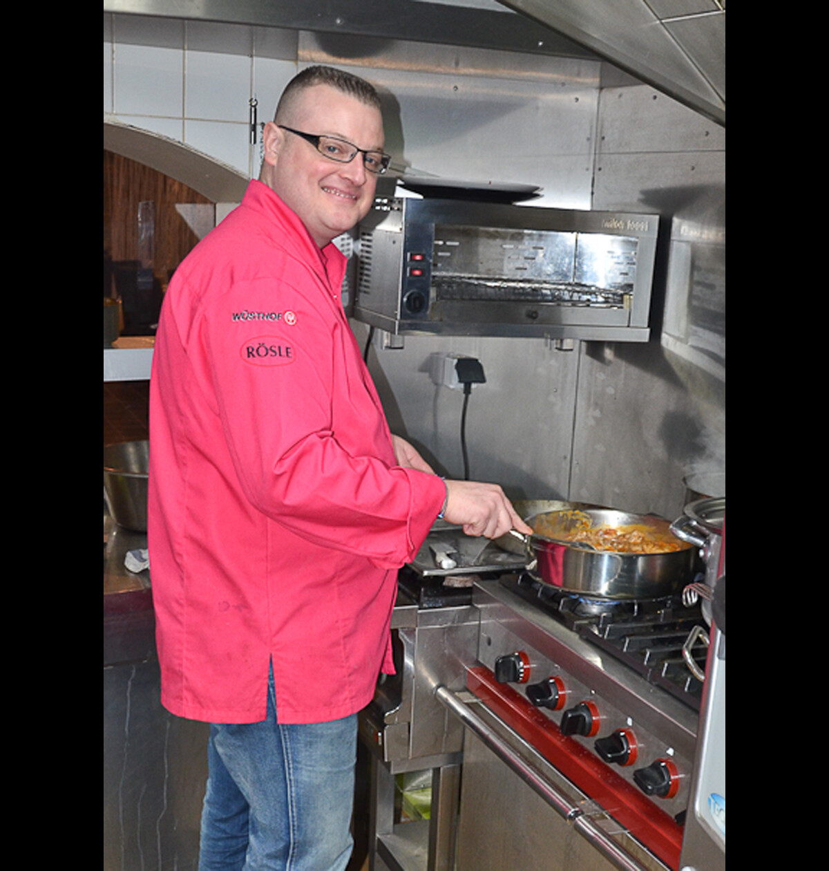 Photo : Ludovic Dumont, gagnant du Masterchef 2012 nous invite dans son restaurant 'Le sens' rue ...