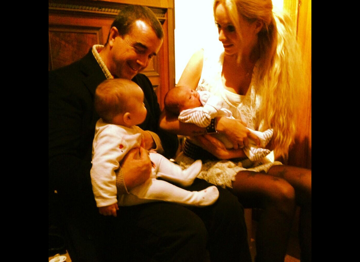 Photo : Jade Foret et Arnaud avec leur fille et le filleul de Jade ...