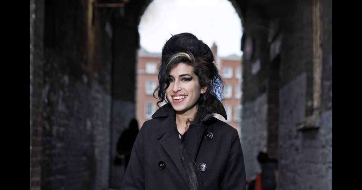 Amy Winehouse : Une rue londonienne portera bientôt son nom ! - Purepeople