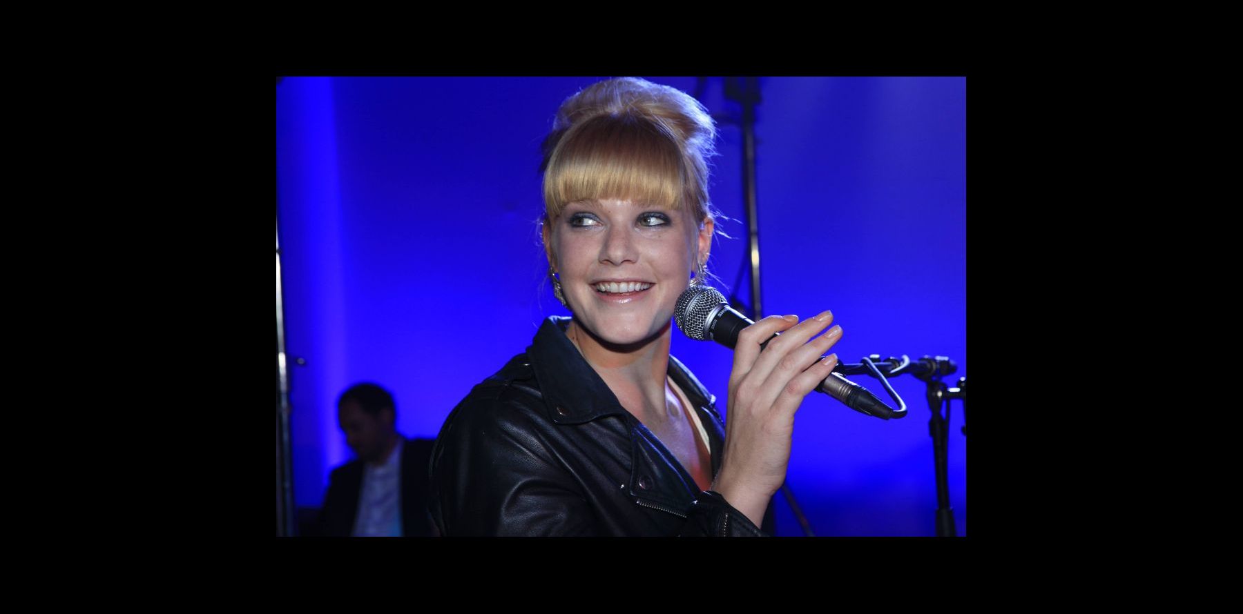 Micky Green dévoile son nouvel album à Cannes : parce qu'elle le vaut ...
