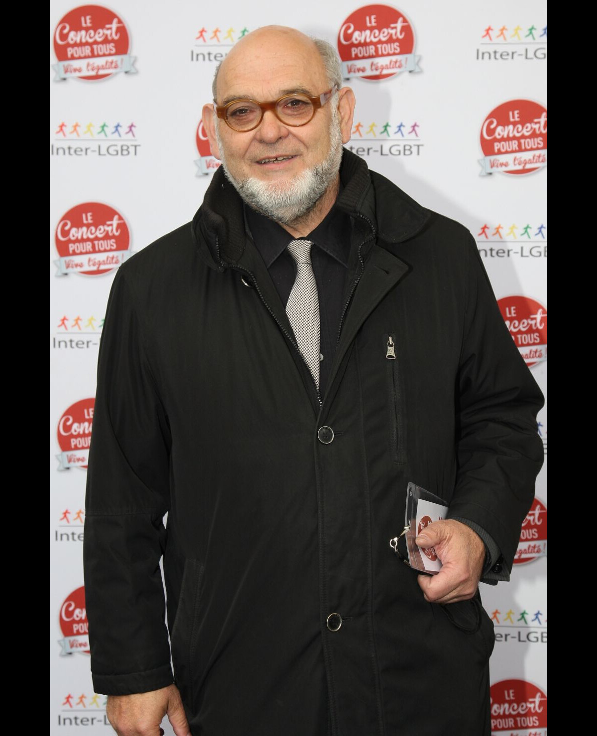 Photo : Robert Hue au Concert pour tous à la place de la Bastille à ...