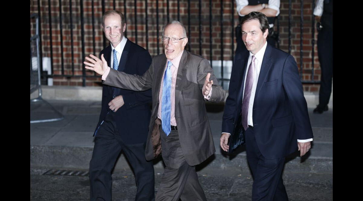 Photo : Le docteur Marcus Setchell, qui a accouché Kate Middleton le 22 ...