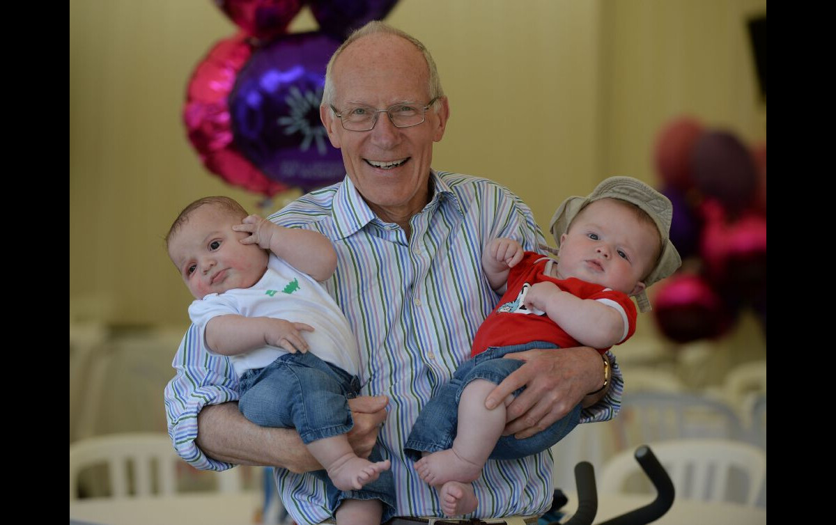 Photo : Le docteur Marcus Setchell, qui a accouché Kate Middleton le 22 ...