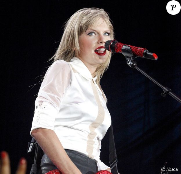 Taylor Swift, un coeur en or : Un énorme pourboire et un cadeau ... Taylor Swift, un coeur en or : Un énorme pourboire et un cadeau ...