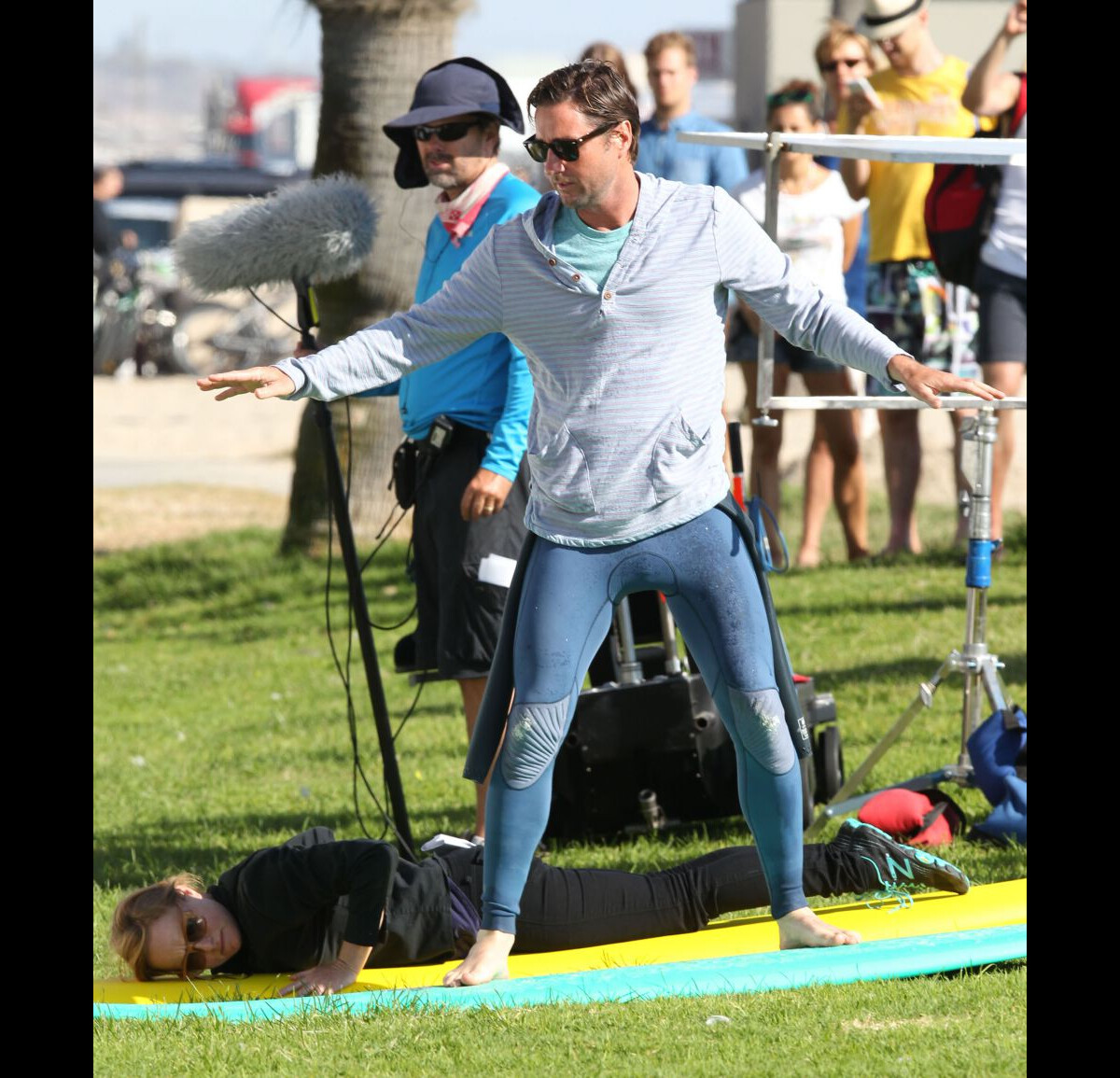 Photo : Helen Hunt et Luke Wilson sur le tournage du film "Ride" à ...