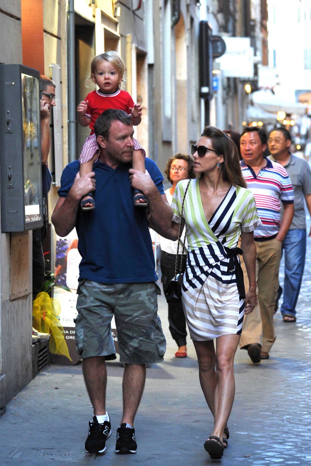 Photo : Guy Ritchie en compagnie de sa fiancée Jaqui Ainsley et de leur ...