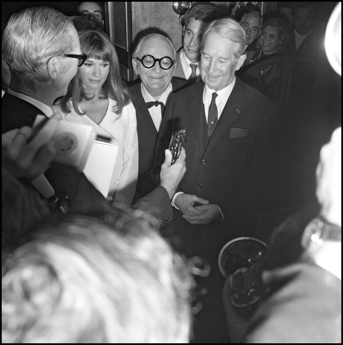 Photo : ARCHIVES - MARCEL ACHARD ET MAURICE CHEVALIER A PARIS INCONNU01 ...