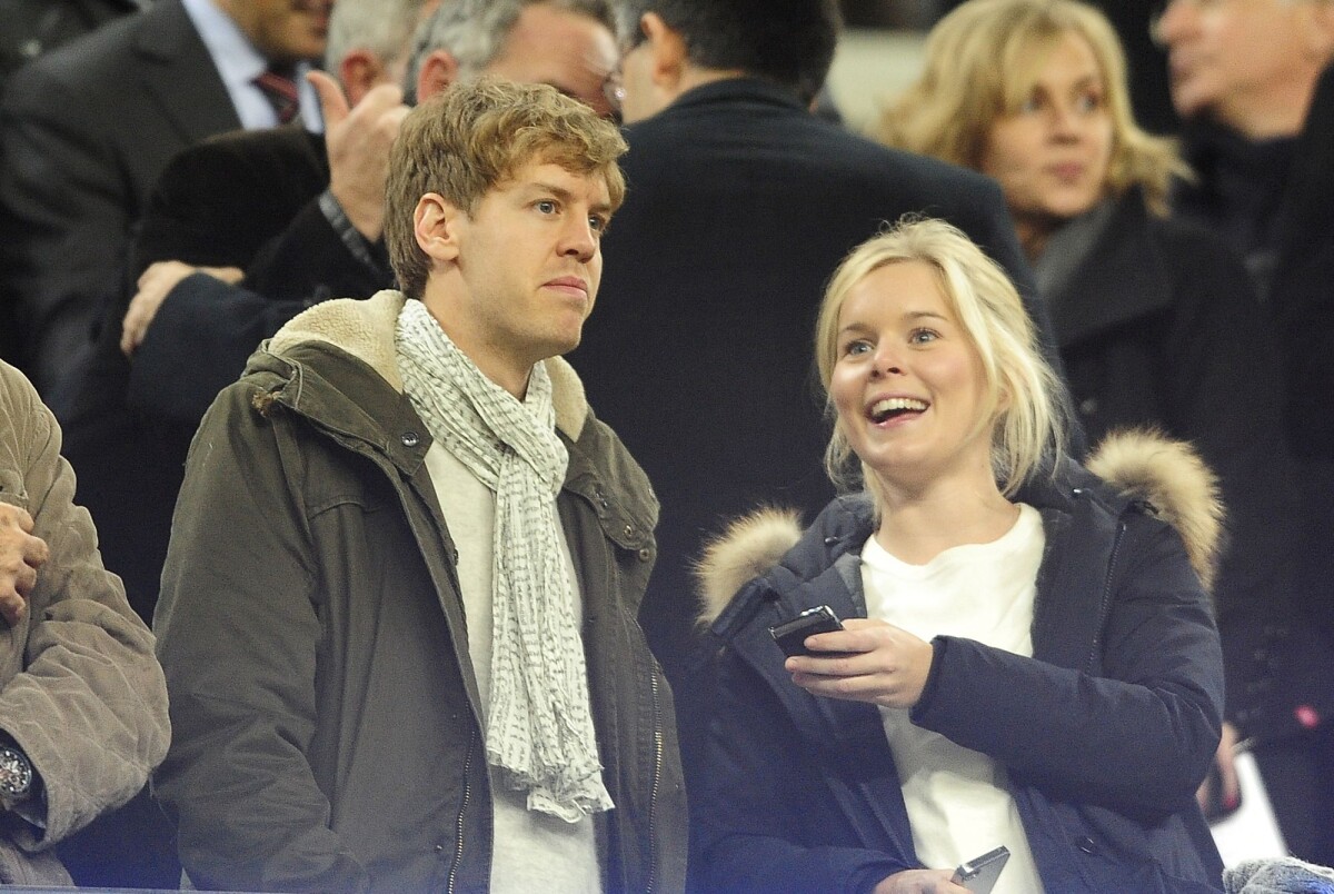 Photo : Sebastian Vettel et sa compagne Hanna Prater lors d'un match ...