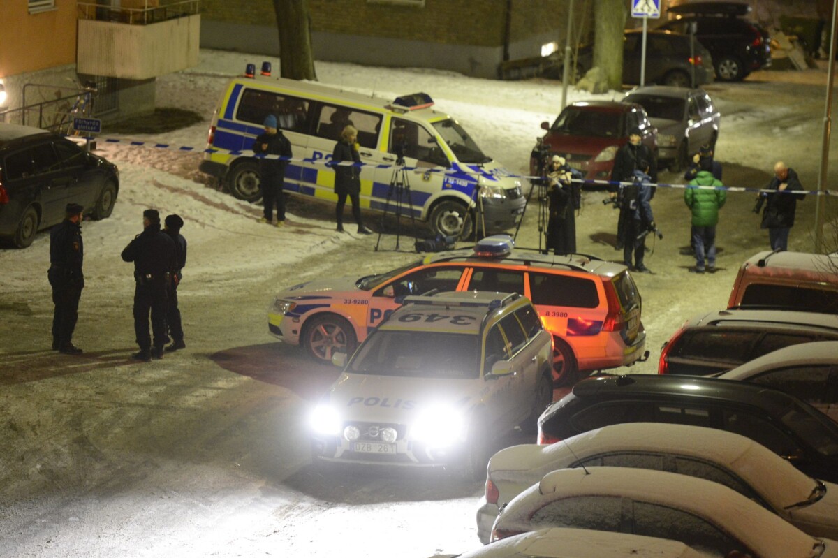 Photo : La scène du crime, au soir du 23 janvier 2014, après que le ...