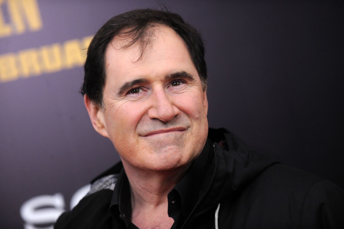 Photo : Richard Kind à la première du film The Monuments Men au ...