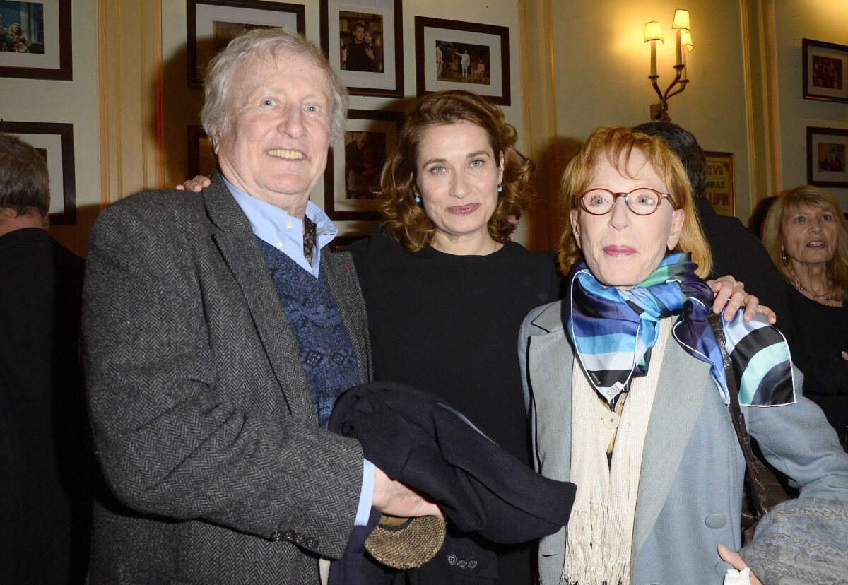Photo : Emmanuelle Devos entre Claude Rich et sa femme Catherine à la ...