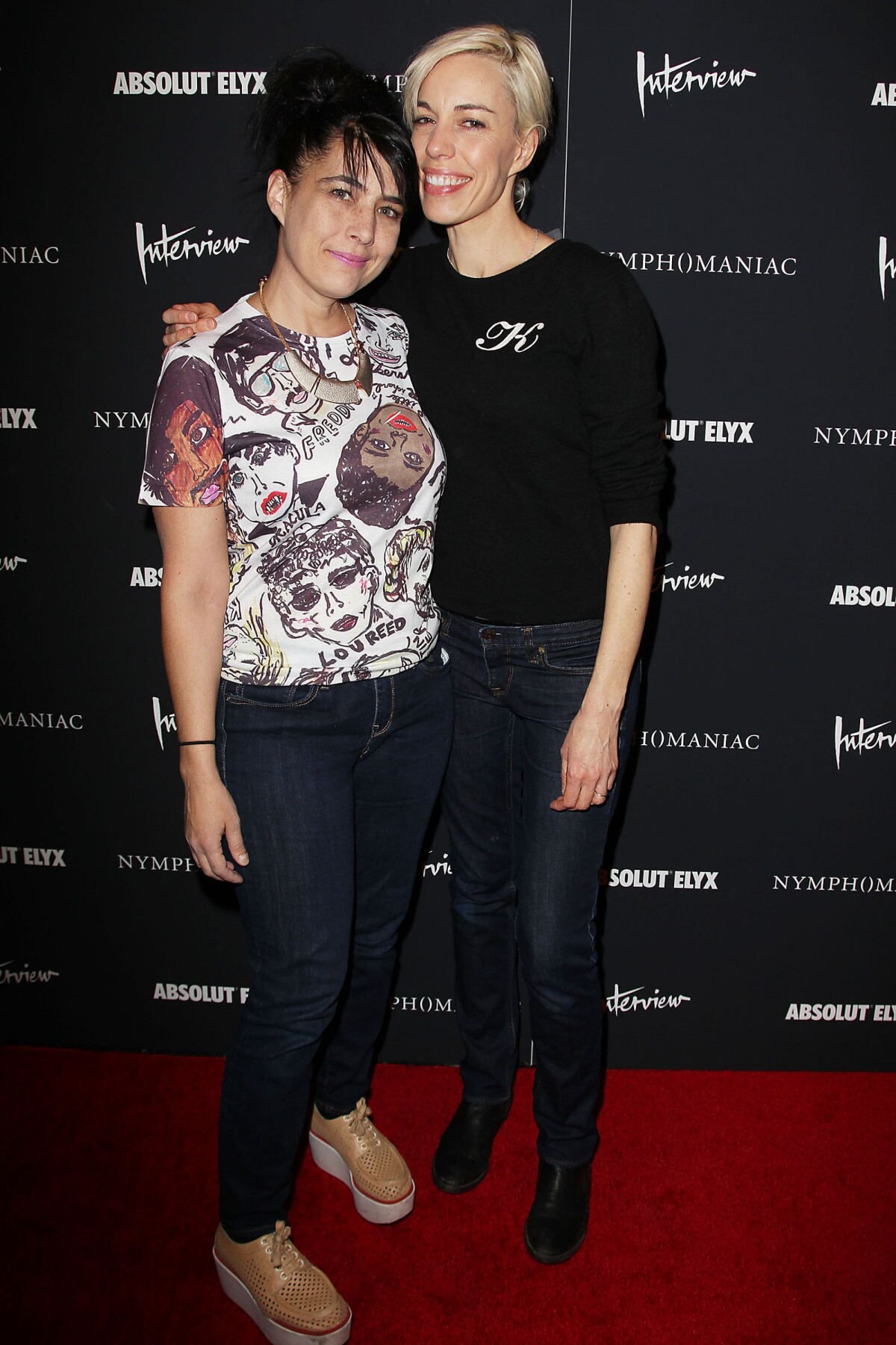 Photo : Kathleen Hanna et Kathi Wilcox lors de l'avant-première à New ...
