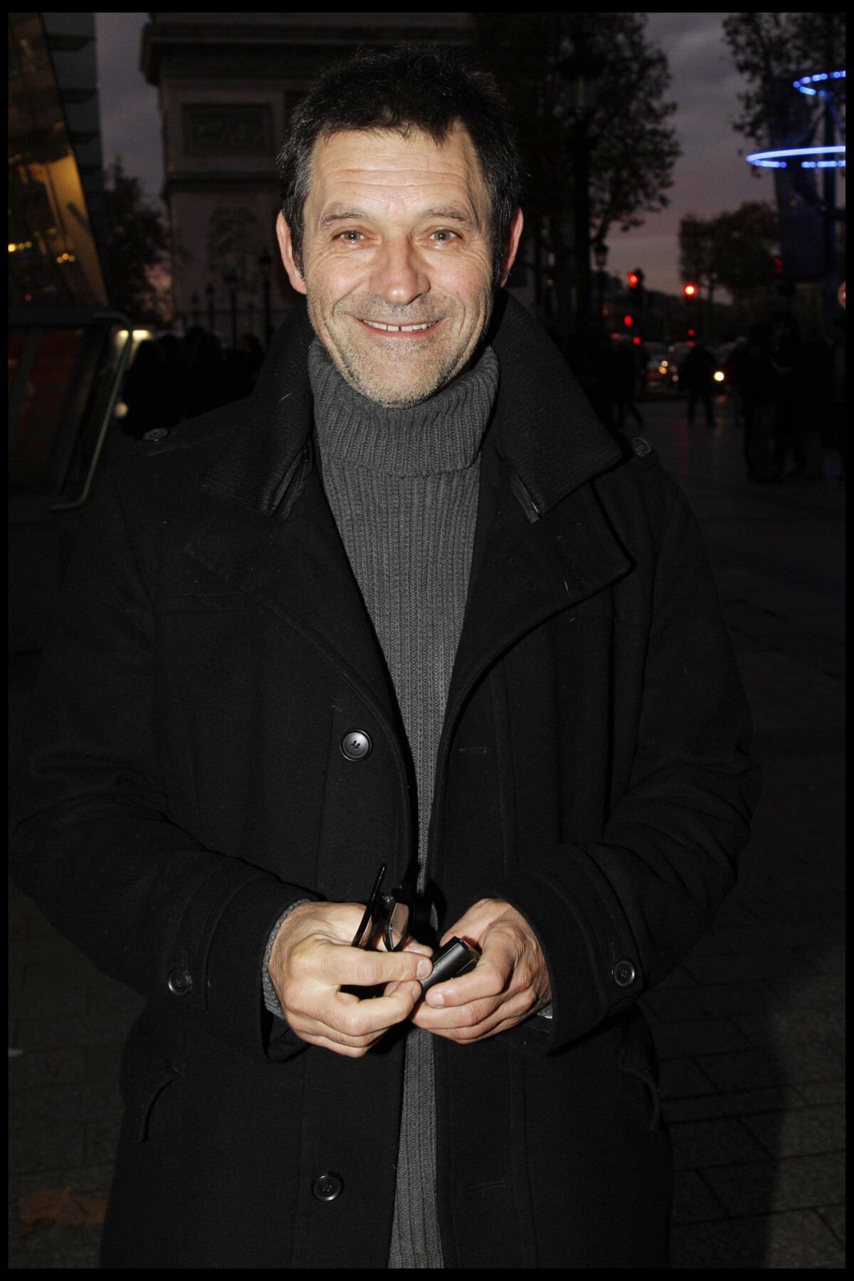 Vidéo : Patrick Catalifo à Paris le 27 novembre 2011. - Purepeople