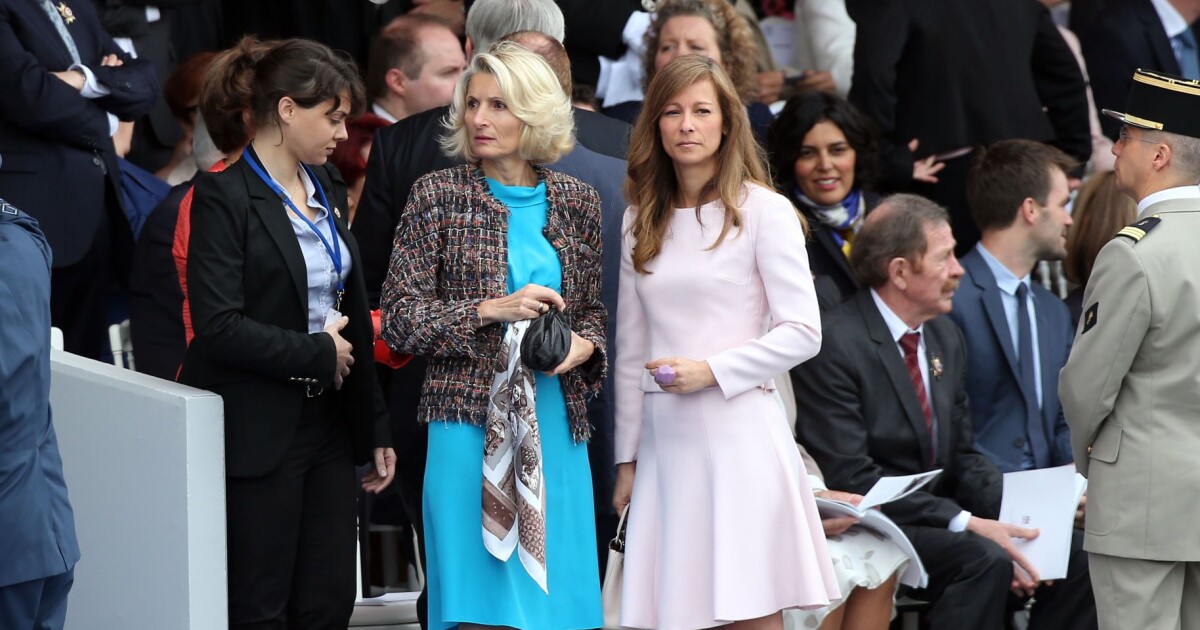 Anne Gravoin : Le charme discret de madame Manuel Valls au défilé du 14 ...