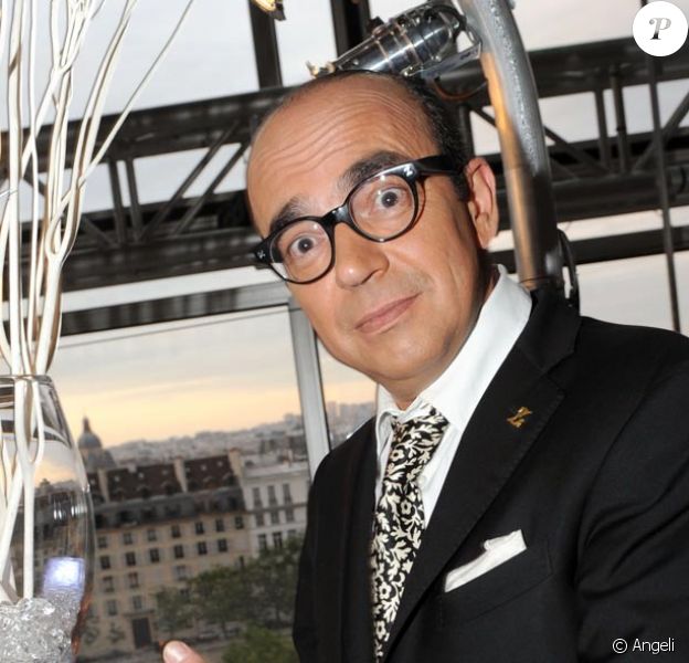 Charlie Hebdo : L'hommage de Karl Zéro à ses ''incroyables aînés ...