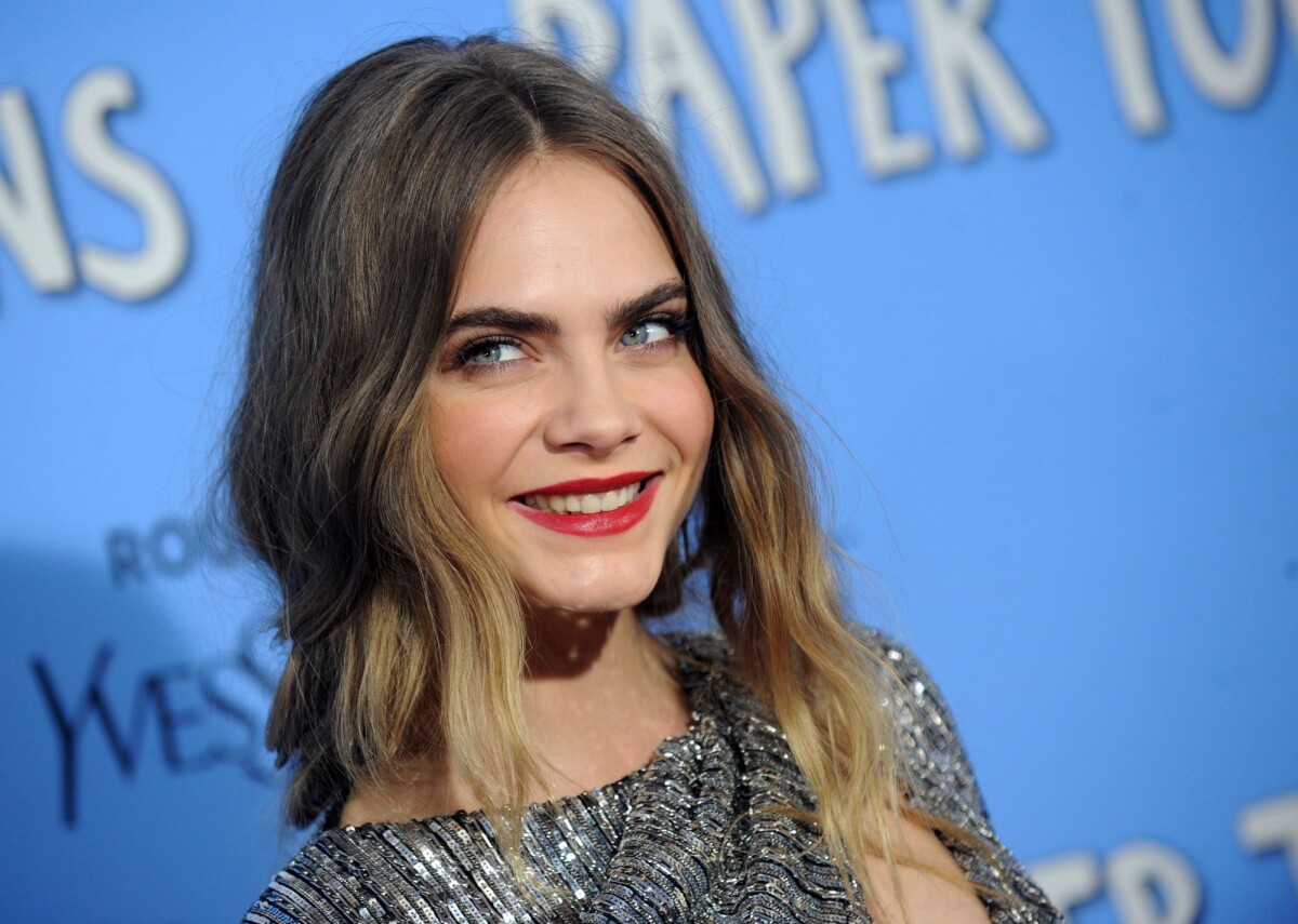 Photo : Cara Delevingne à la première de "Paper Towns" à New York le 21 ...
