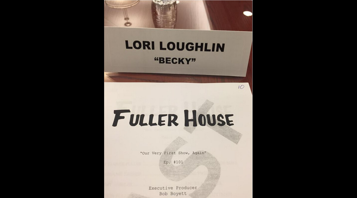 Photo : Les comédiens de Fuller House ont posté des photos des scripts ...