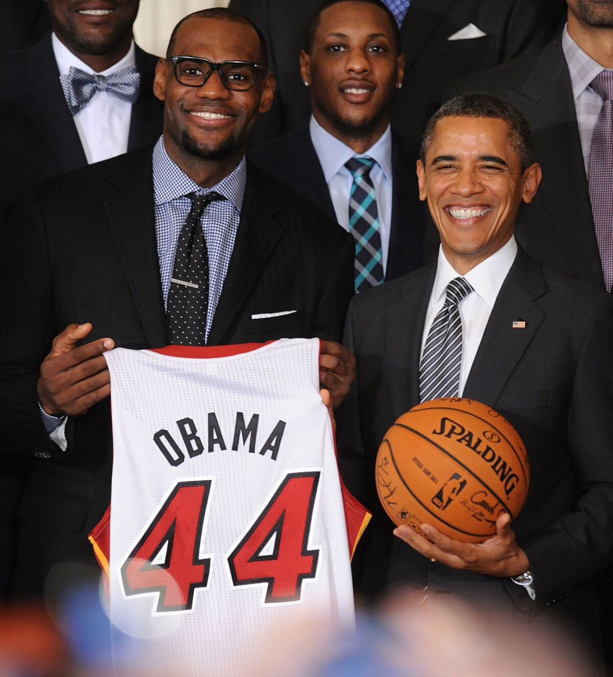 Photo : Barack Obama et LeBron James à la Maison Blanche à Washington ...