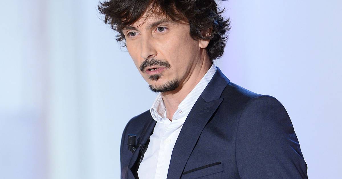 Arnaud Tsamere - Enregistrement de l'émission Vivement Dimanche à Paris ...