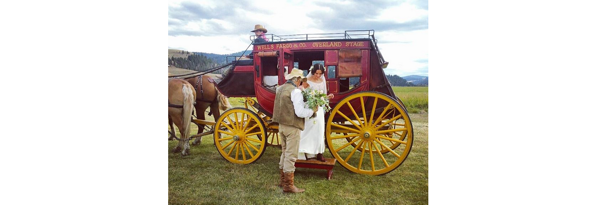Photo : Gabrielle Anwar arrive en calèche pour son mariage avec Shareef ...