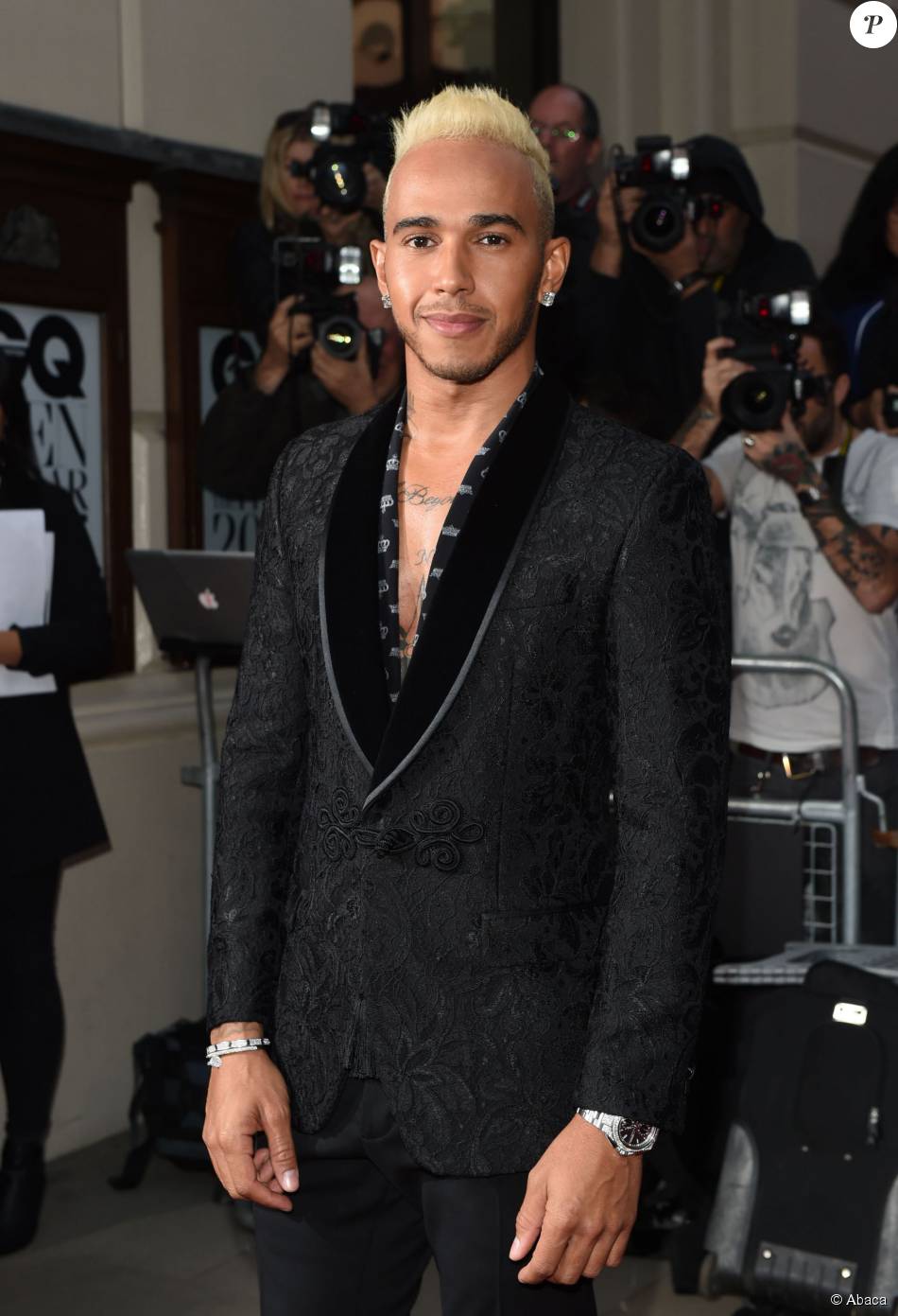 Lewis Hamilton aux GQ Men of the Year Awards 2015 à la Royal Opera ...