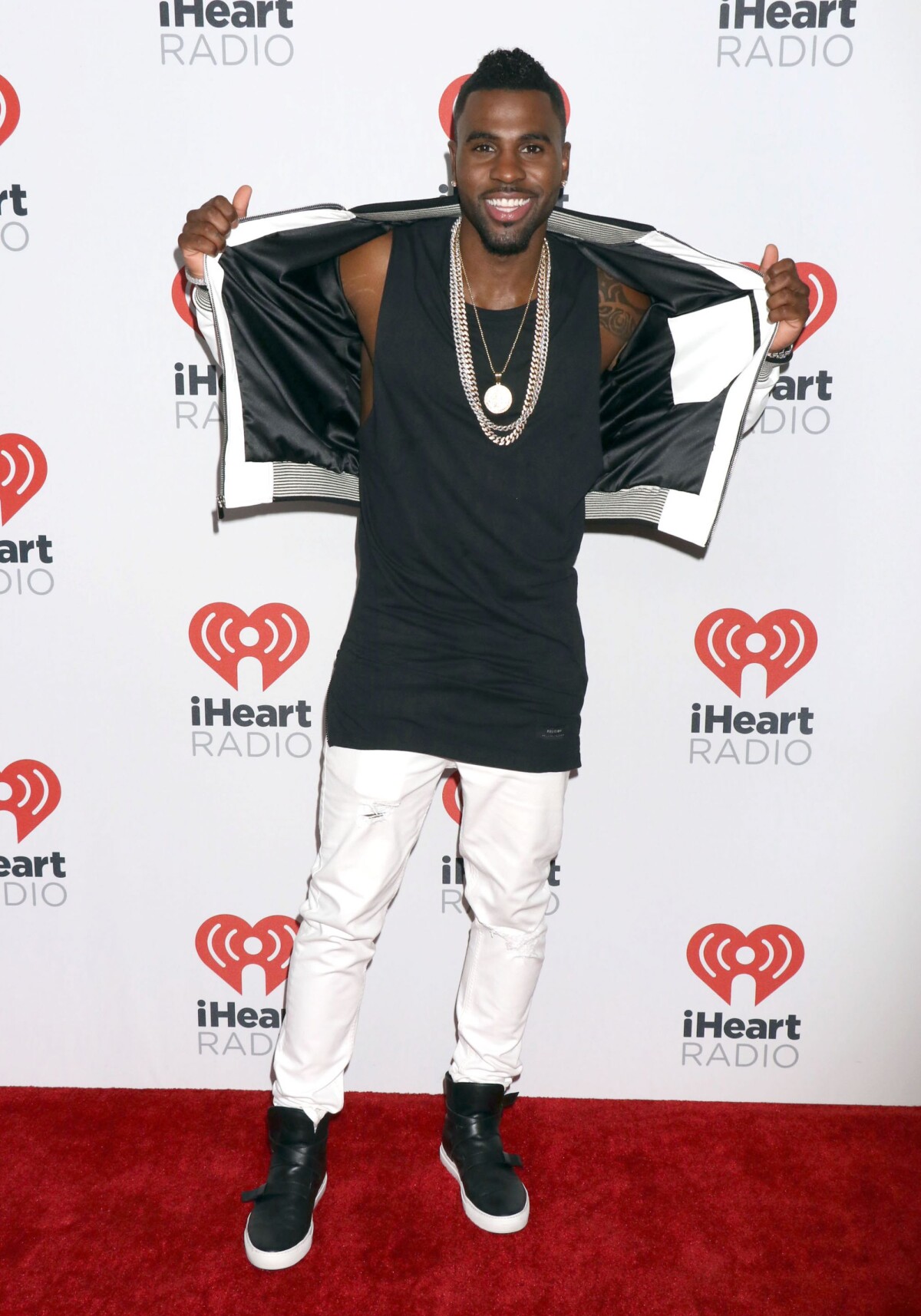 Photo : Jason Derulo au 1er jour du Festival de musique de iHeartRadio ...