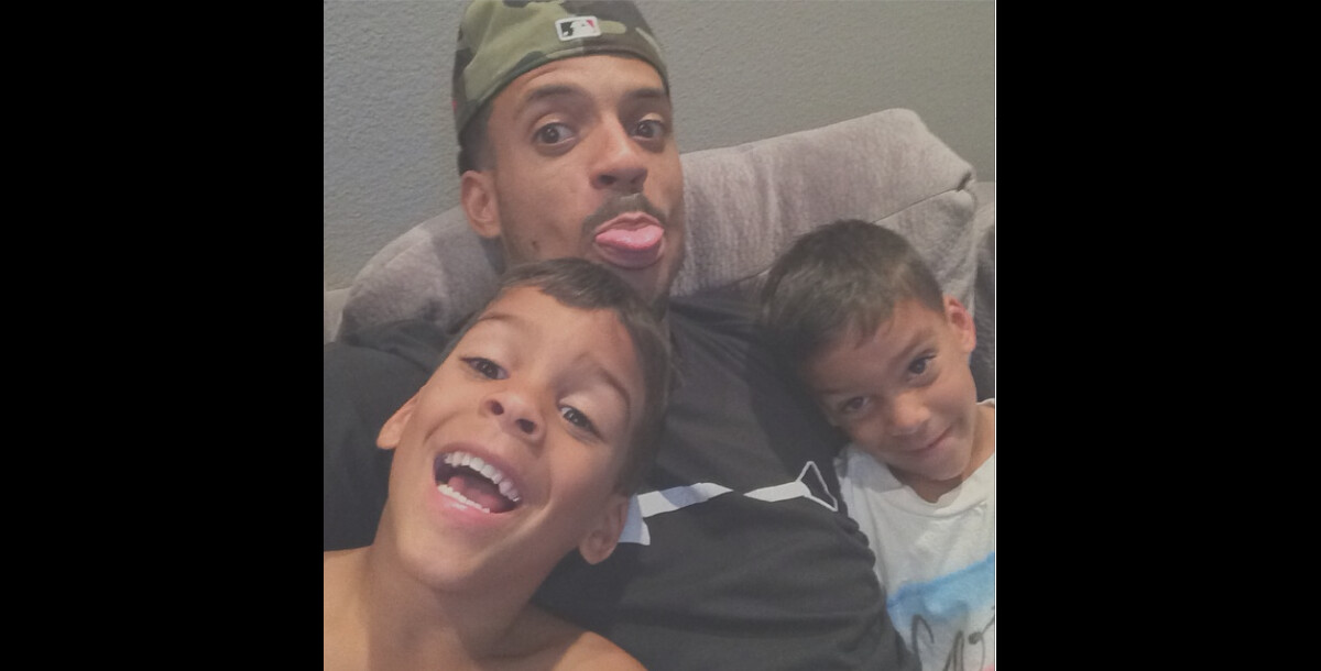 Photo : Matt Barnes et ses jumeaux, Isaiah Michael et Carter Kelly ...