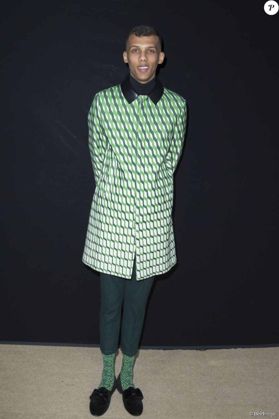 Stromae - People au défilé de mode Valentino, collection prêt-à-porter ...