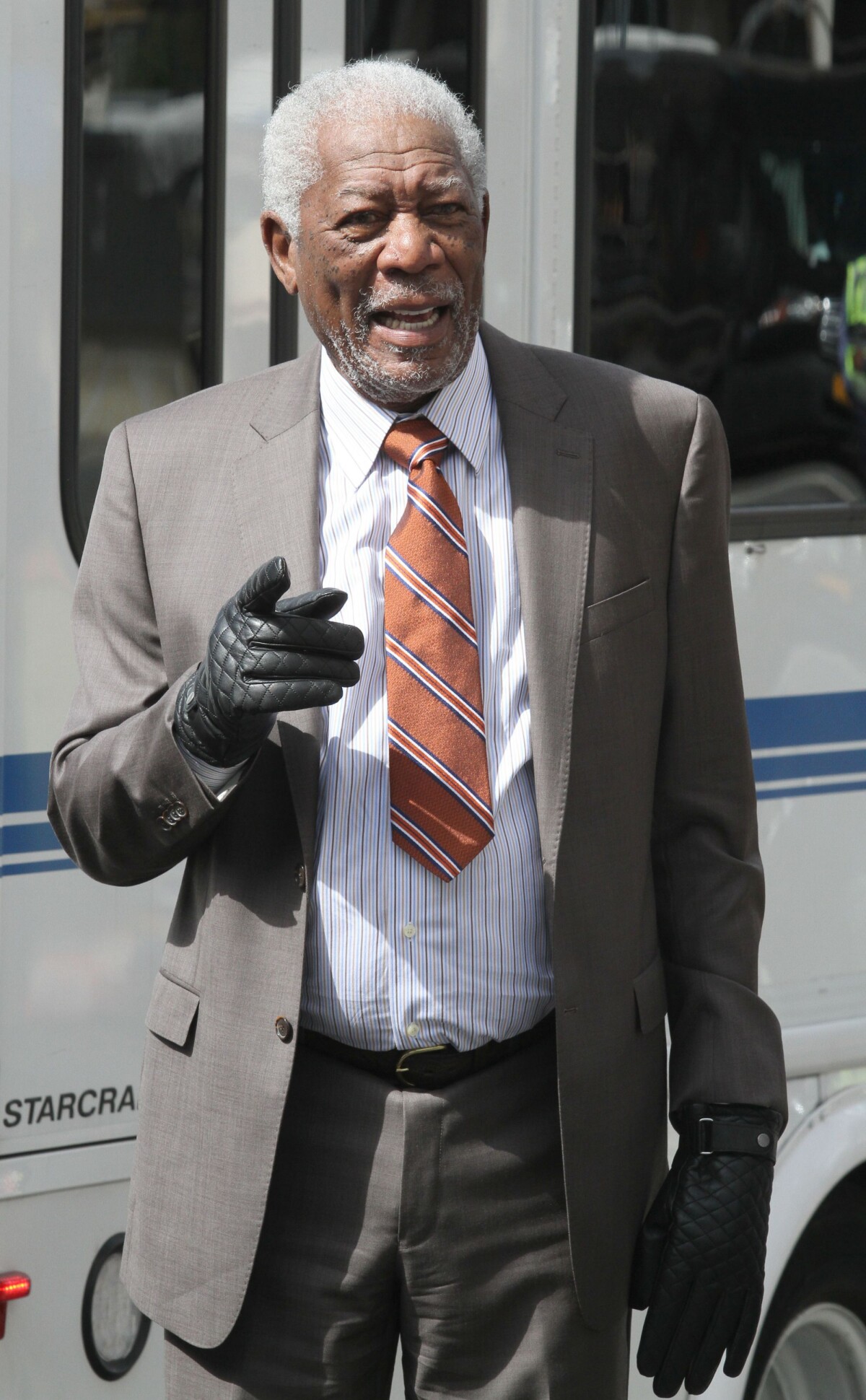 Photo : Morgan Freeman sur le tournage de 'Going in Style' à New York ...