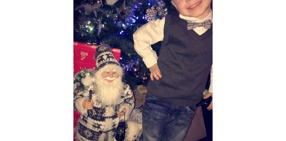 Photo : Hugo (4 ans), fils d'Amélie Neten, sur son 31 pour célébrer ...