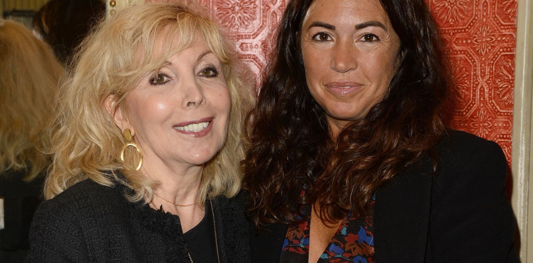 Elsa Wolinski : Son hommage coquin à son père décédé, Georges - Purepeople