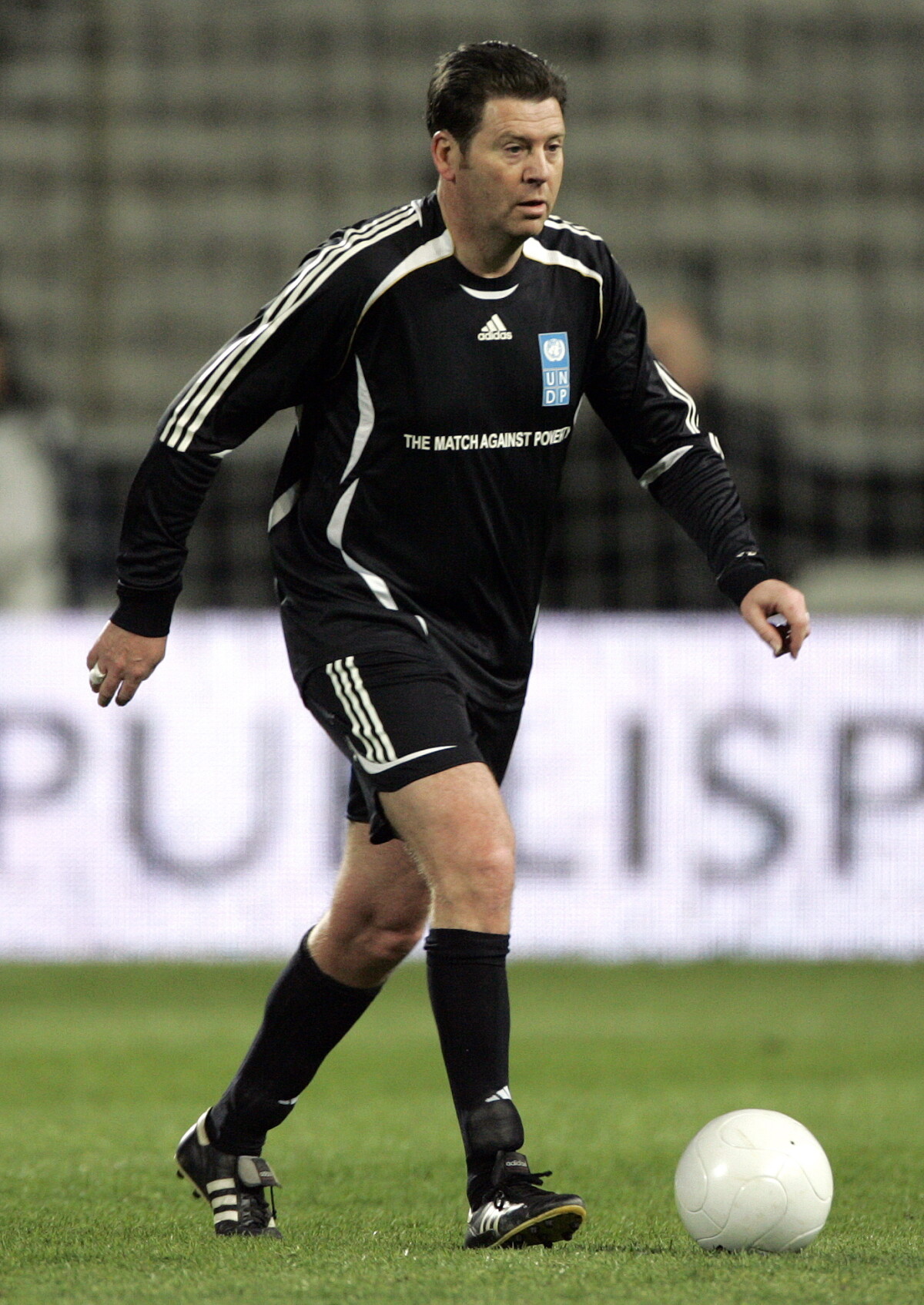 Photo : Chris Waddle lors du match de charlité pour le PNUD de l'ONU ...