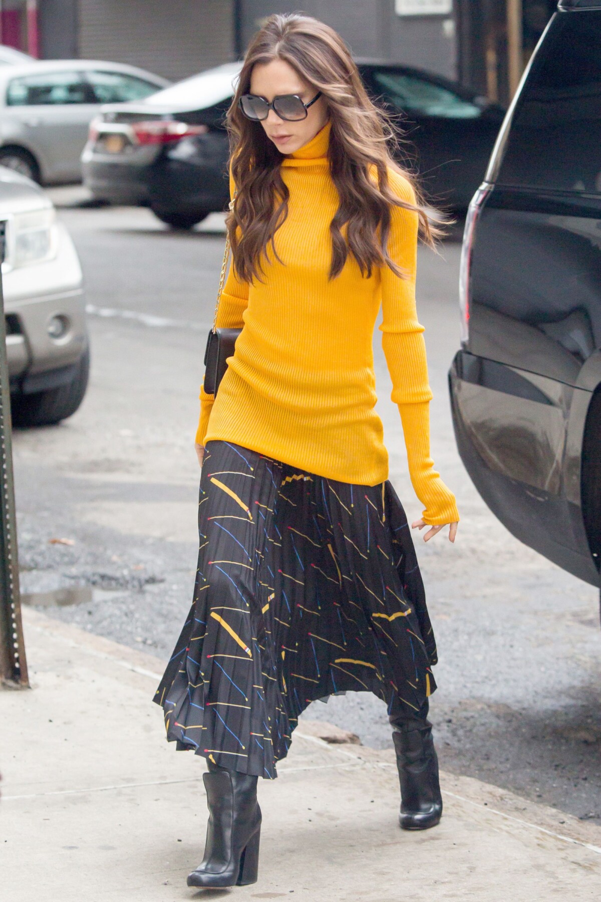 Photo : Victoria Beckham arrive au studio de sa marque de vêtements ...