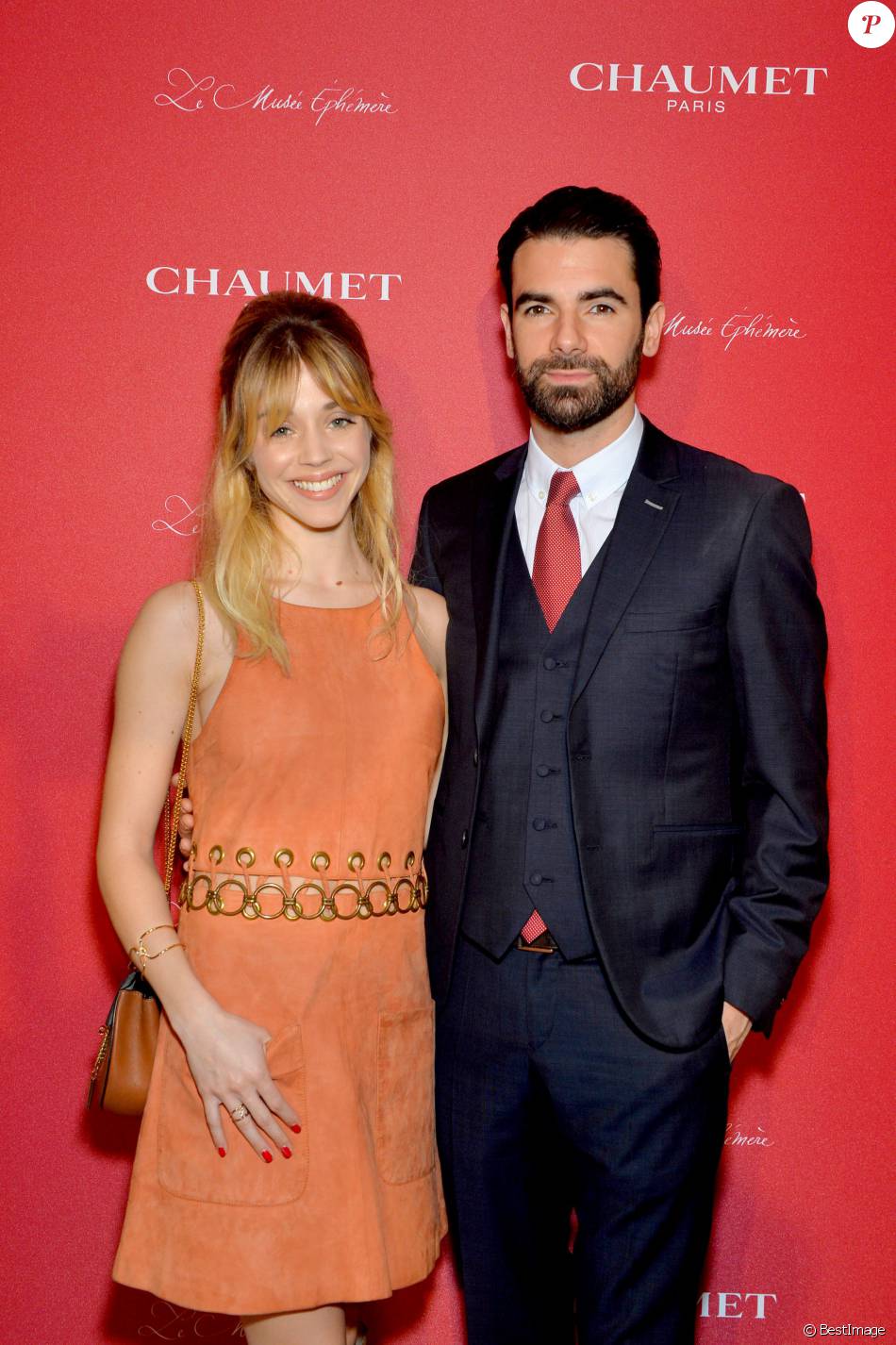 Exclusif - Alice Isaaz et Paul - Vernissage de l'exposition Une ...
