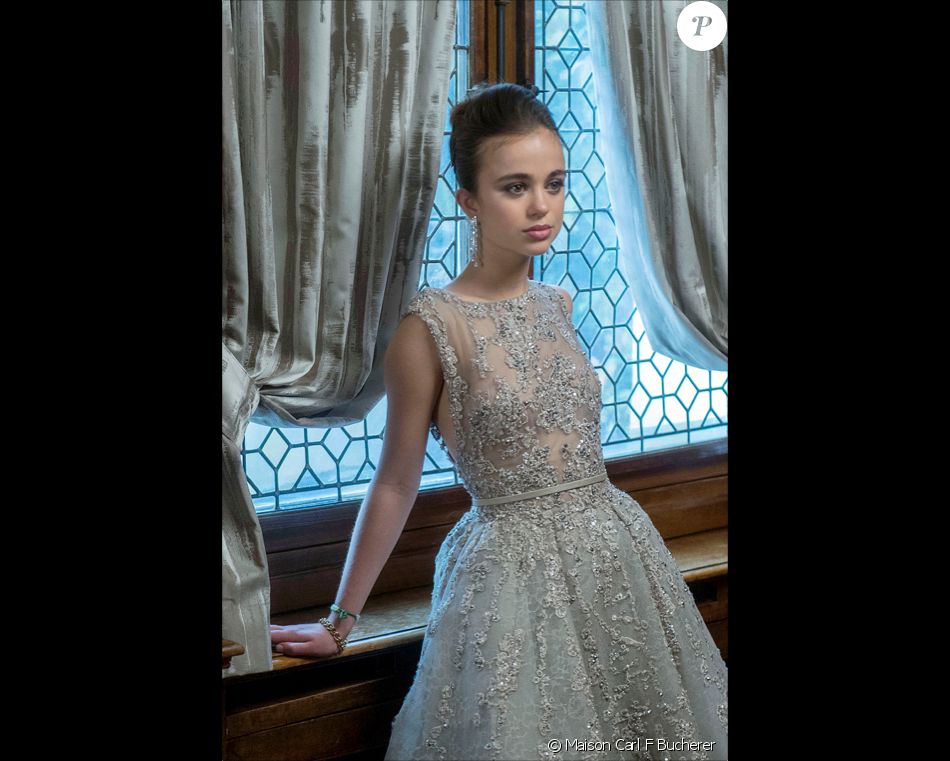 Lady Amelia Windsor, parée de bijoux de la maison Carl F Bucherer, lors ...