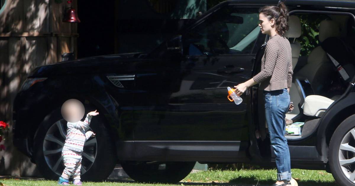 Exclusif - Rachel Bilson va rendre visite à sa mère Janice Stango avec ...
