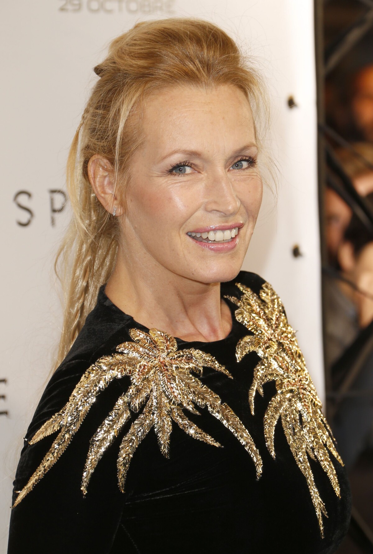 Photo : Estelle Lefébure - Avant-première du film "007 Spectre" au ...